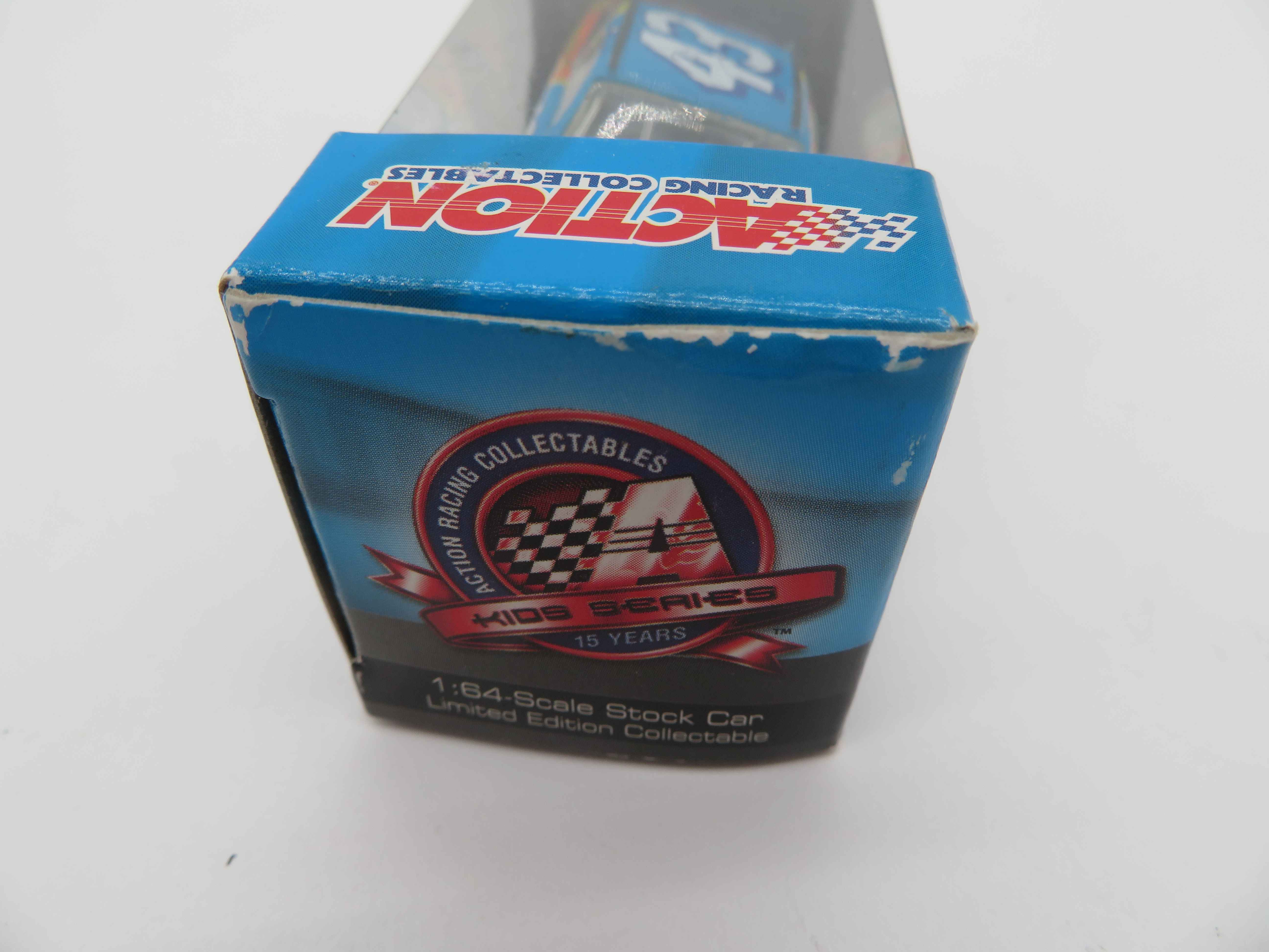 Bobby Labonte 2008 #43 Lucky Charms 1:64 Nascar Diecast