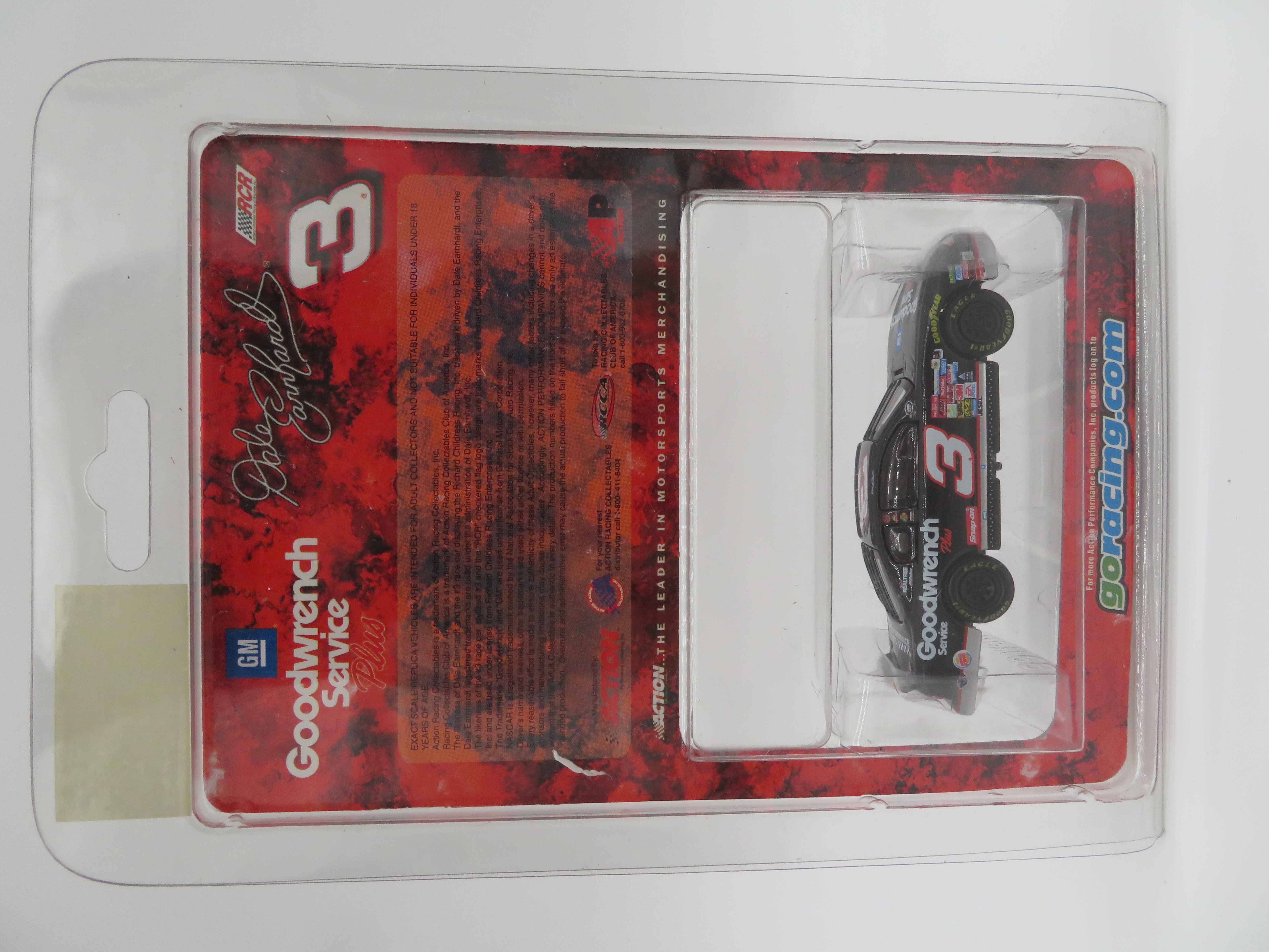 Dale Earnhardt Sr 2000 GM Goodwrench Service 1:64 Nascar Diecast