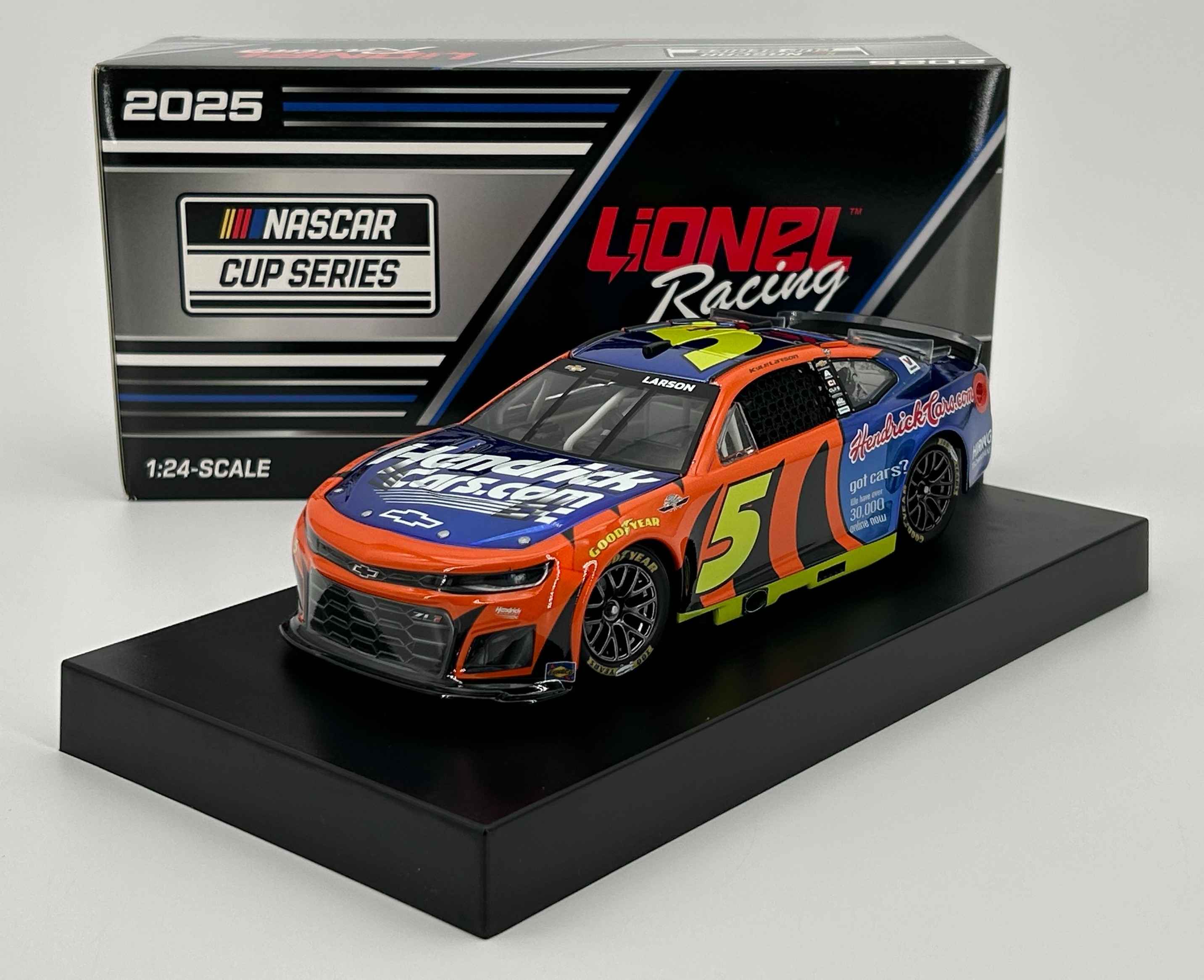 Kyle Larson 2025 Hendrickcars.com Throwback 1:24 Color Chrome Nascar ...
