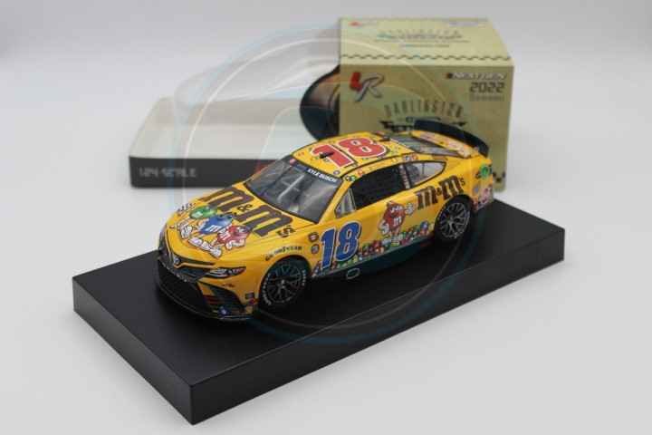 Kyle Busch 2022 M&M's Darlington Throwback 1:24 Elite Nascar Diecast